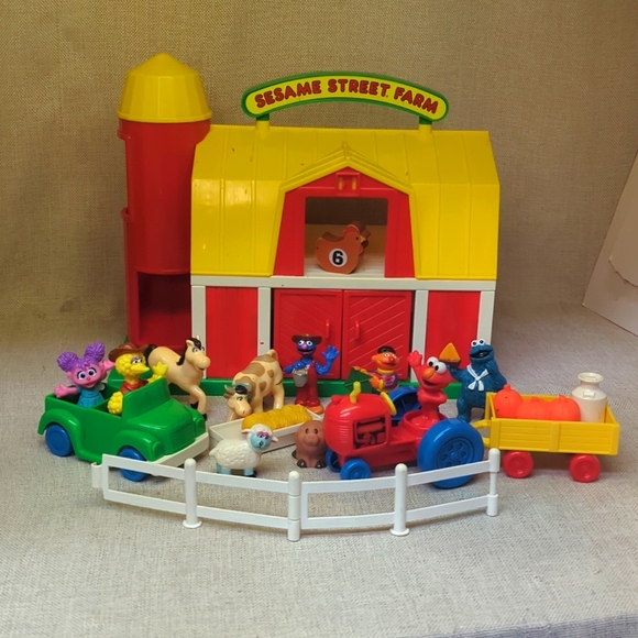 Sesame Street | Toys | Sesame Street Farm Playset Figures Tyco 993 Jim ...